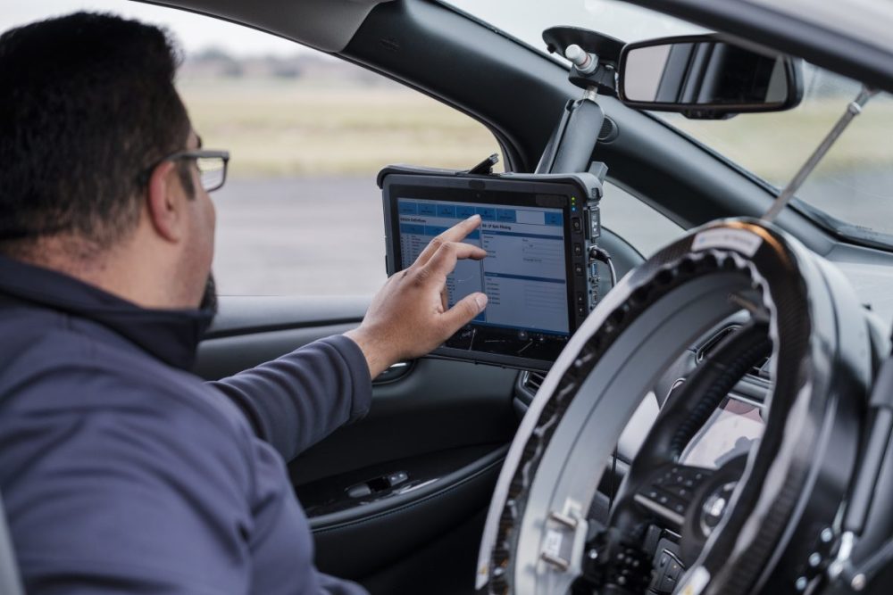 Assisted Driving Test Scenario: Automation for Euro NCAP 2024 - Auto ...